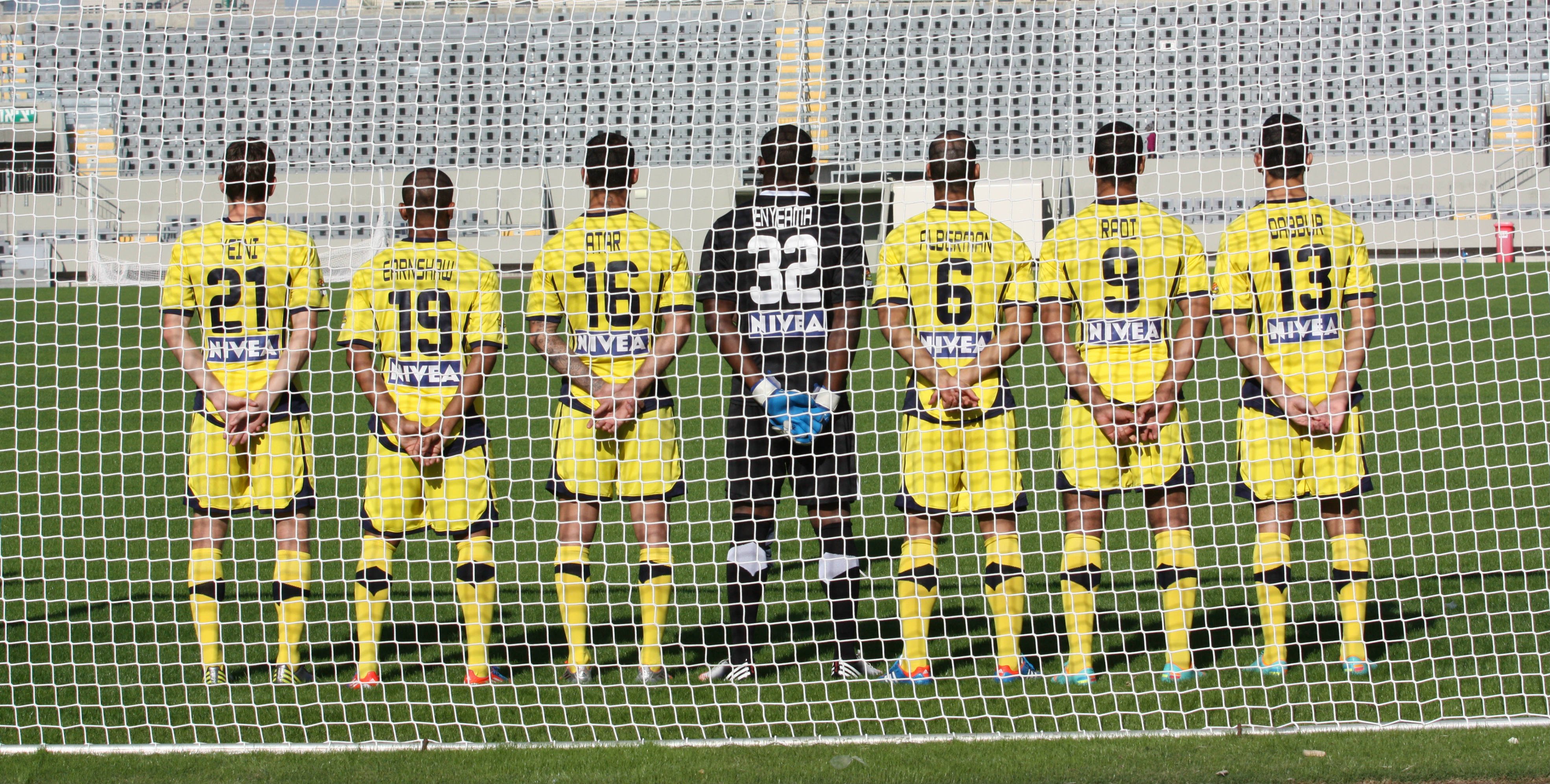 Revealed: The Secret behind the MTA Defence - Maccabi Tel Aviv Football ...
